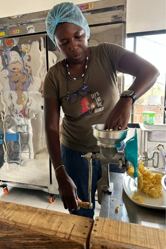 Authentic Colombian Arepas - Colombian Cheese Arepa Recipe - Lets Eat ...